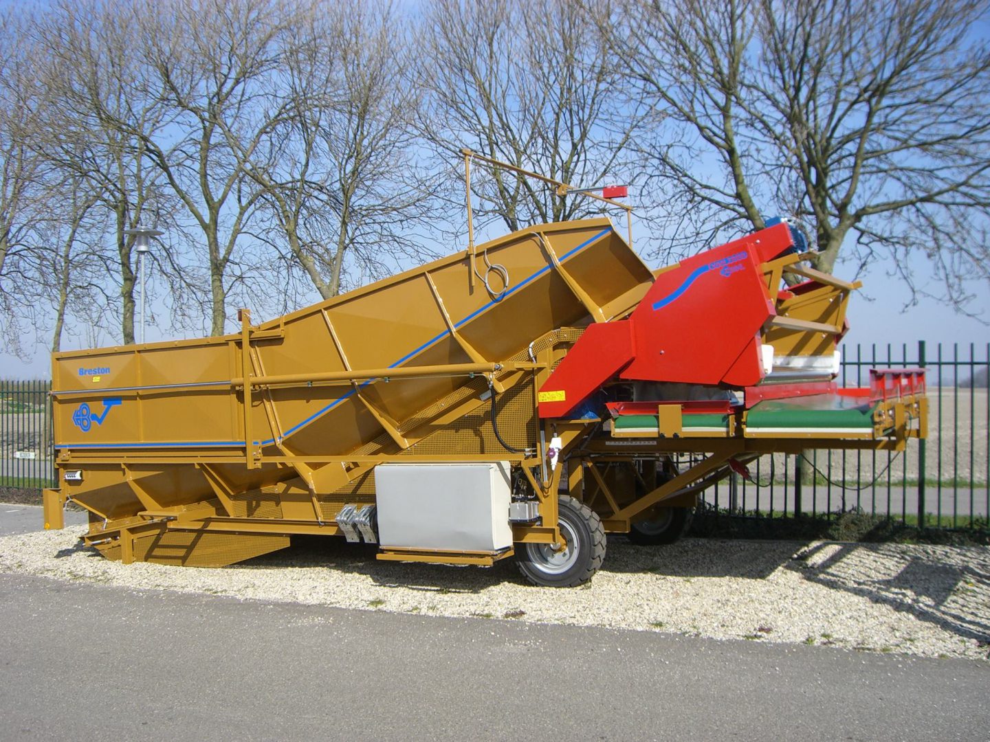 Receiving hopper Z-2500XL - Breston